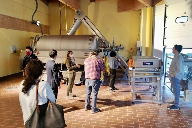 Picnic and Lugana Tour at Perla del Garda winery - Frequently Asked Questions