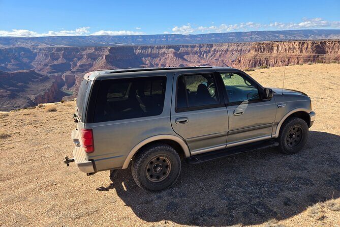 Picnic at East Grand Canyon Tables and Chairs Privided No Crowds - An Authentic and Peaceful Picnic Experience