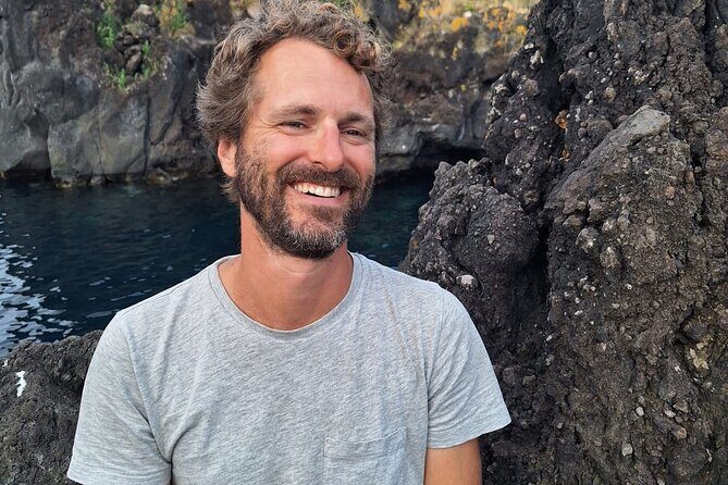 Pico Island lakes, craters & volcanic curiosities - Private tour - Key Points  