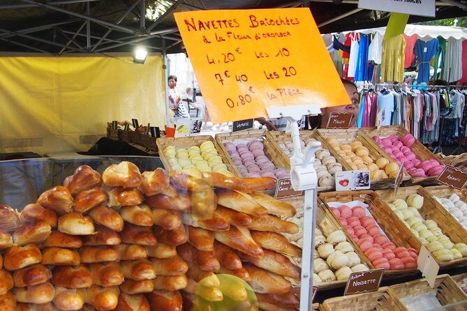 Picturesque Luberon - From AIX-EN-PROVENCE - The Sum Up