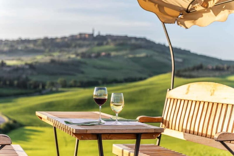 Pienza: guided tasting of Orcia DOC wine and organic EVO oil - Who Should Consider This Experience