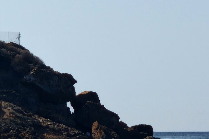 Piraeus Port & Marriott Transfer to Airport by Mercedes-Benz E Class Wagon - FAQ