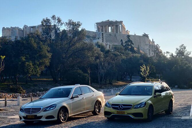 Piraeus Port to Athens Hotels Private Transfer with Meet & Greet - Vehicle Comfort and Amenities