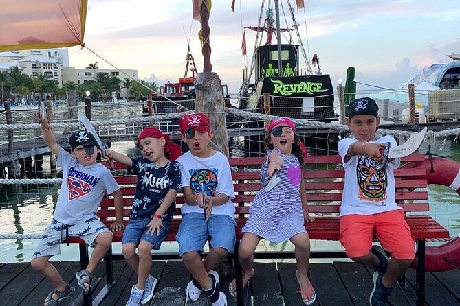 Pirate Galleon in Cancún 2X1 - Pirate Show & Dinner with Open Bar - The Sum Up