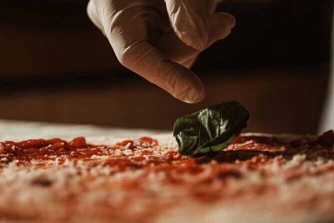 Pizza and Gelato | Cooking Experience in Garbatella (Draft Beer!) - Arrival and Welcome: Cheers to Italian Hospitality