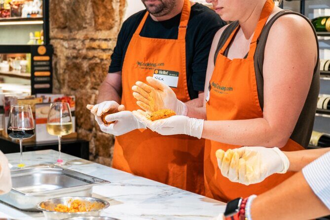 Pizza and Gelato Making Experience with Fine Italian Wine in Rome - Exploring the Experience in Detail