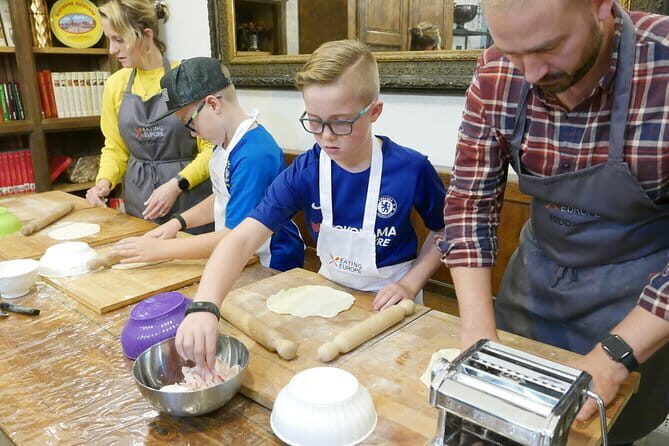 Pizza & Gelato Making Class in Oltrarno with Eating Europe - Who Should Consider This Tour?