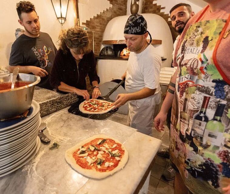 Pizza-Making Workshop by night with glass of wine - Key Points