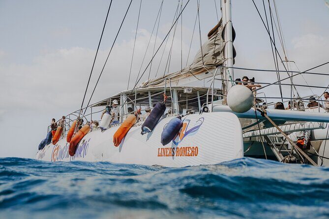 Playa Blanca: Mini Cruise to Papagayo with Swimming Stop - The Swimming & Snorkeling Experience