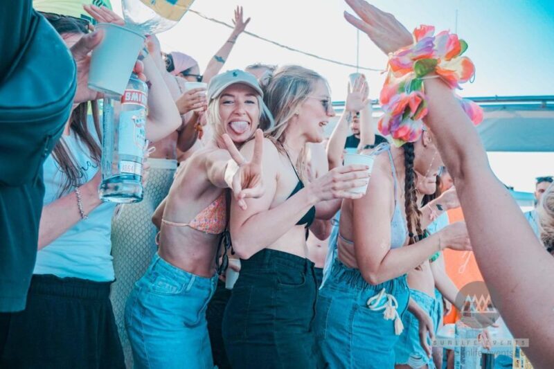 Playa de Palma: Boat Party with DJ, Buffet and Entertainment - Introduction