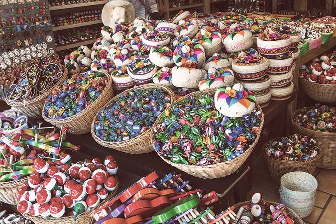 Playa del Carmen Shopping Tour Fifth Avenue and Mamitas Beach Club - Frequently Asked Questions