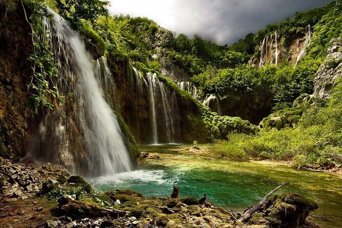 Plitvice Lakes Day Tour with Panoramic Boat Ride Ticket Reserved - Who Is This Tour Best For?