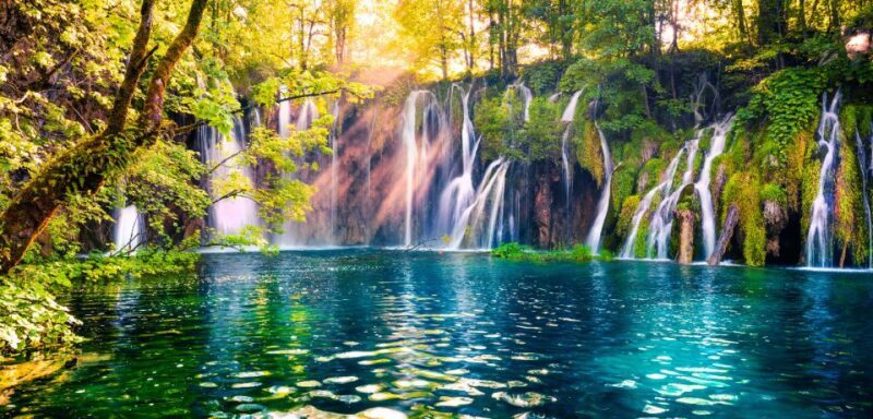 Plitvice Lakes National Park: Day Trip from Omi - Food and Rest Breaks