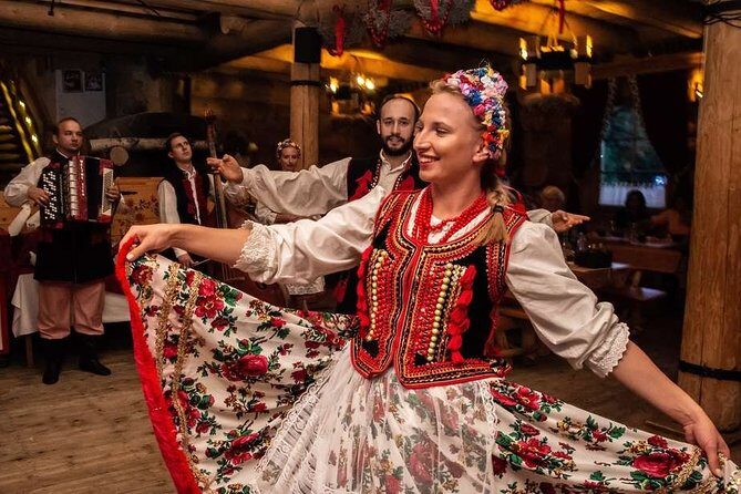 Polish Folk Show and Dinner From Krakow - FAQ