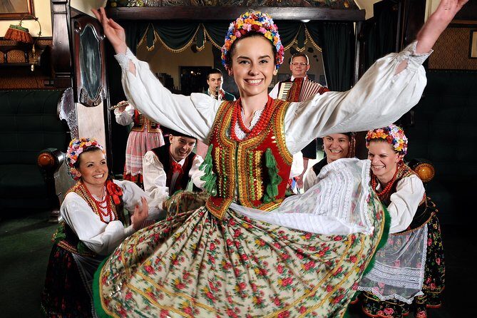 Polish Folk Show with 3 course dinner in Krakow legendary restaurant - What Do Travelers Say?