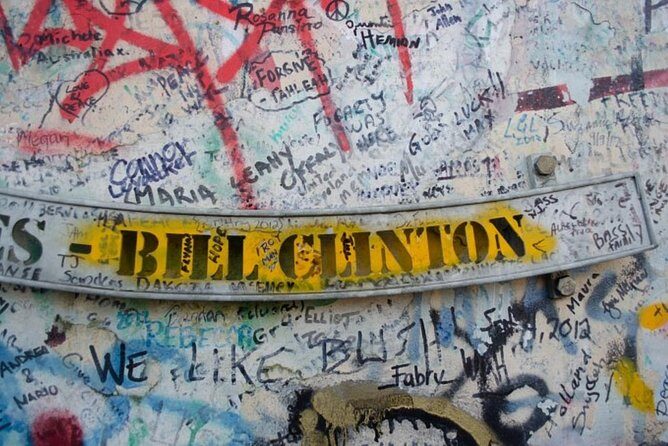 Political Taxi Tour Belfast (1-7 People) - Why You Should Consider This Tour