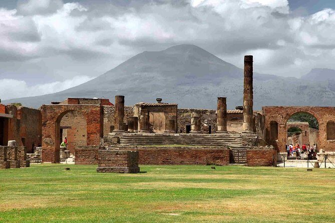 Pompei three hours with an expert guide - What to Expect During the 3 Hours