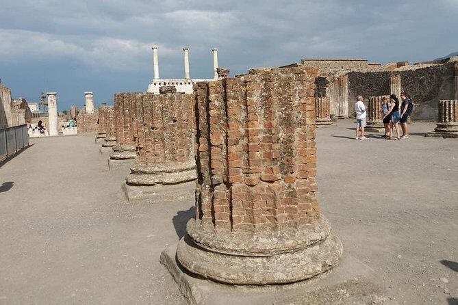 Pompeii Ancient City Walking Tour  Italian & English Guide - Who Will Love This Tour?