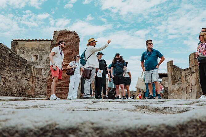 Pompeii Archaeological Small-Group tour for 15 people - FAQ