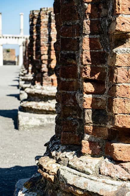 Pompeii: audio-guided tour of the excavations, ticket or transport option - Key Points  
