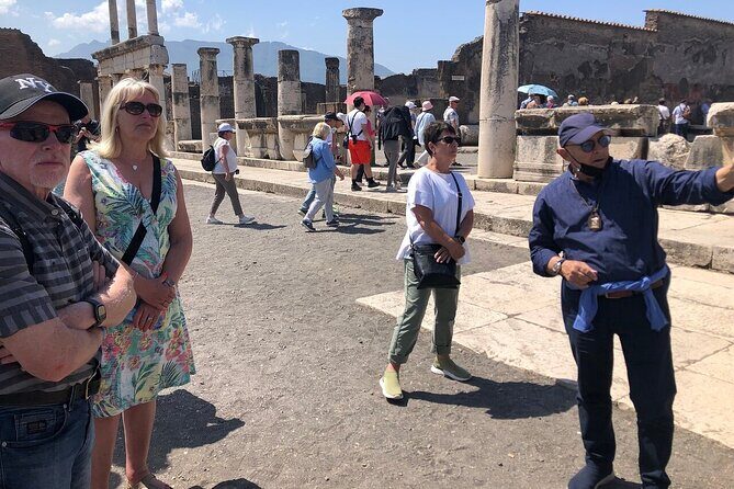 Pompeii Express Guided Tour by Train from Sorrento - FAQ
