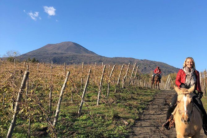 Pompeii Guided Tour & Horse Riding on Vesuvius with Lunch - FAQs