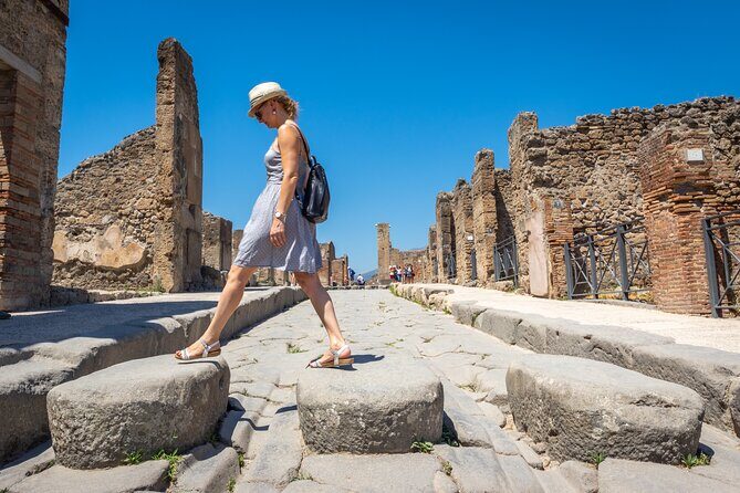 Pompeii & Herculaneum Private Tour: Fast-Track, Winery & Lunch - A Complete Dive into the Itinerary  