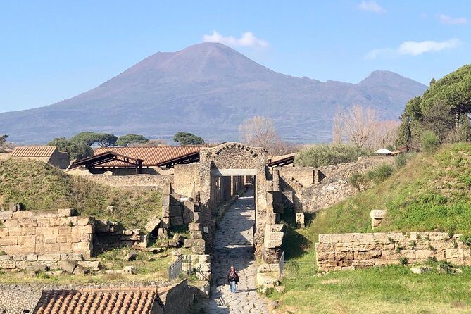 Pompeii New Discoveries Private Guided Tour - A Deep Dive into the Experience