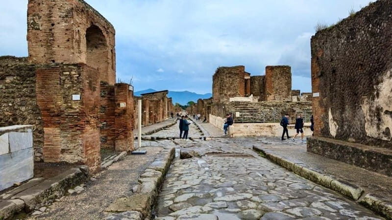 Pompeii: Pre-reserved ticket with audio guide - FAQ