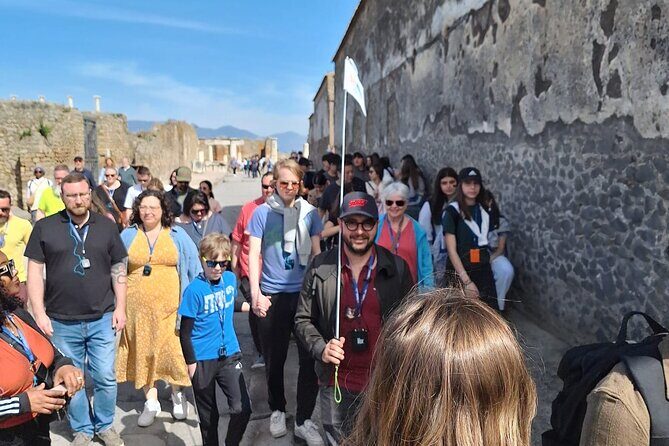 Pompeii small group tour with skip-the-line entrance included - Authentic Insights from Reviews