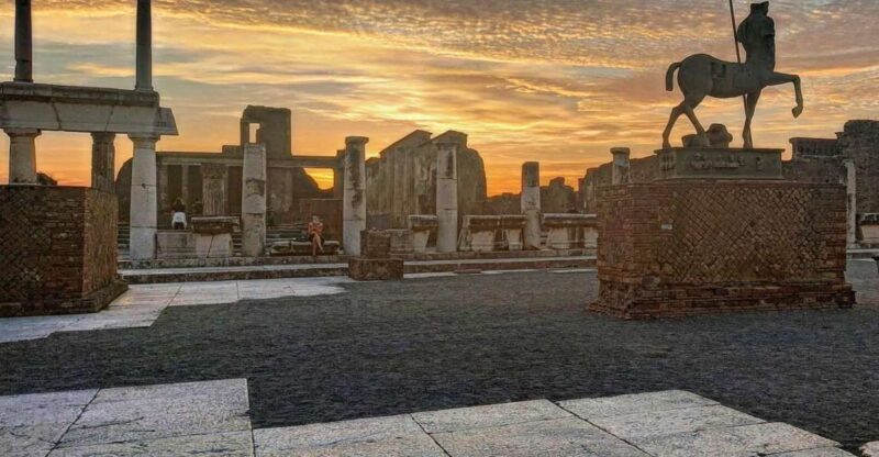 Pompeii Sunset tour for small group - Authentic Insights from Travelers’ Reviews