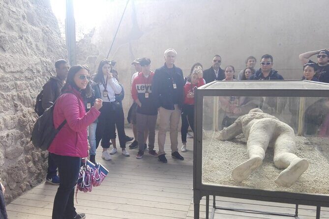 Pompeii with Wine Tasting and Lunch from Naples - Who Is This Tour Best For?