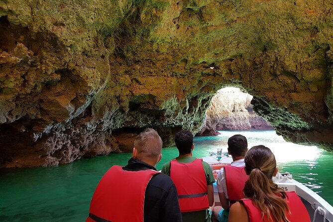 Ponta da Piedade Grotto Tour in Lagos, Algarve - An in-depth look at the Ponta da Piedade Grotto Tour