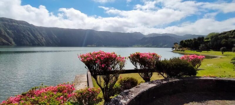 Ponta Delgada: Private Tour Sete Cidades Green e Blue Lakes - Who This Tour Is Perfect For