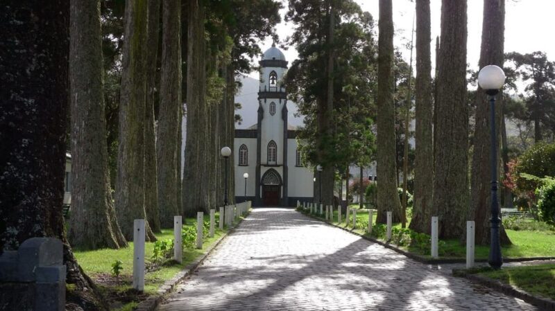 Ponta Delgada: Private Tour Sete Cidades Green e Blue Lakes - FAQ Section