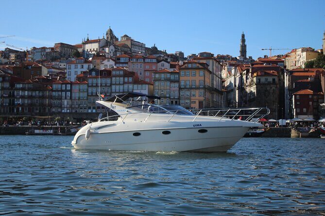 Port : 6 Bridges Private Yacht Cruise with Local Wine & Snacks - Key Points