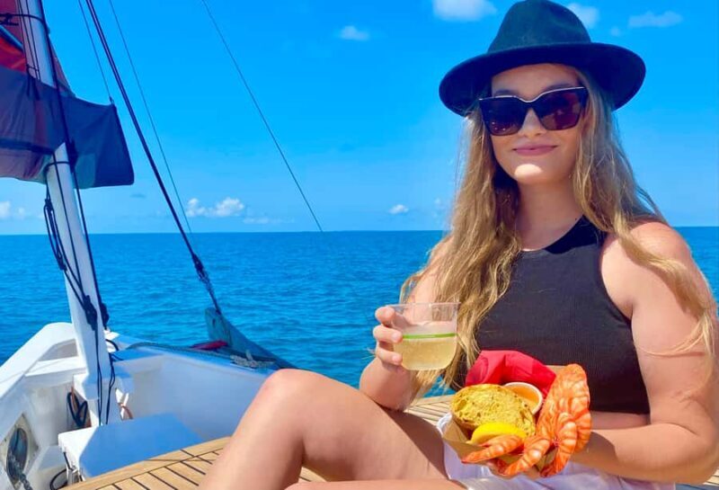 Port Douglas: Shaolin Seafood Lunch Sail, with Fresh Prawns - Port Douglas: Shaolin Seafood Lunch Sail, with Fresh Prawns — A Genuine Treasure in Queensland