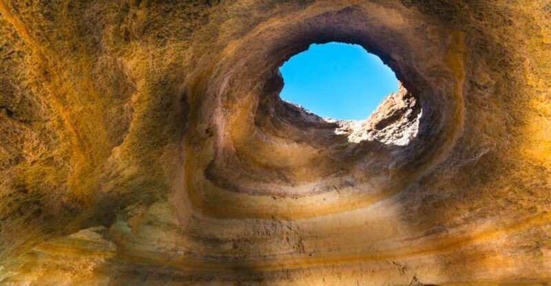 Portimão: Benagil Sea Caves Speedboat Adventure Tour - FAQ