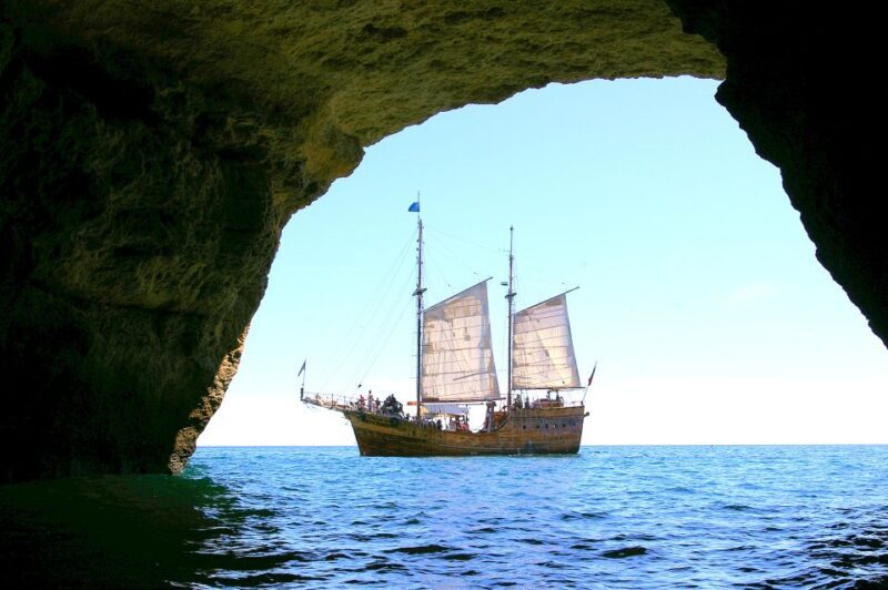Portimão: Pirate Ship Cave Cruise - Key Points