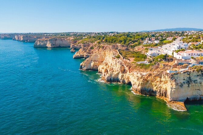 Portimão:Embark on NatureBenagil and DolphinsBiologist on board - Introduction: Why This Tour Might Be Just Right for You