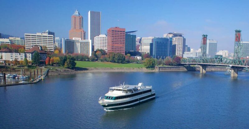 Portland: 2-hour Lunch Cruise on the Willamette River - Analyzing the Cost and Value