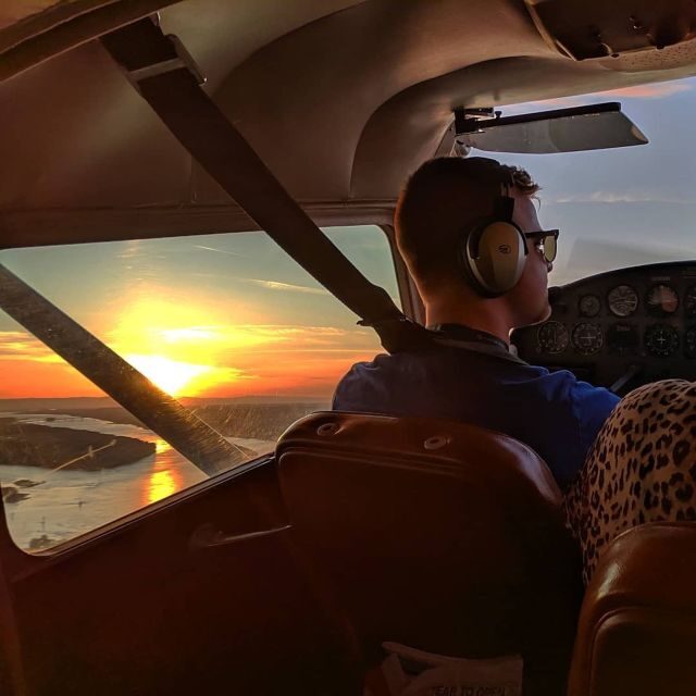 Portland: Multnomah Falls Scenic Flight Tour - An Overview of the Multnomah Falls Scenic Flight