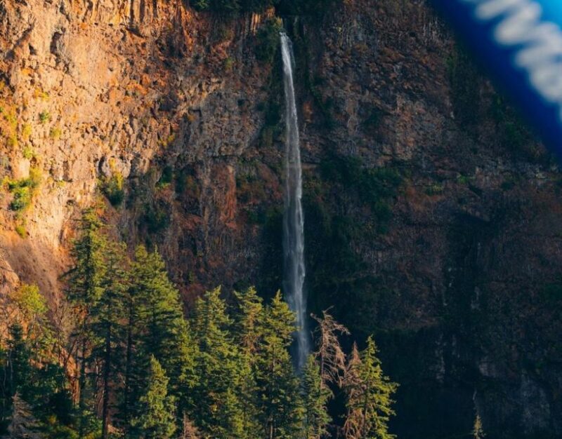 Portland: Multnomah Falls Scenic Flight Tour - Pricing and Value