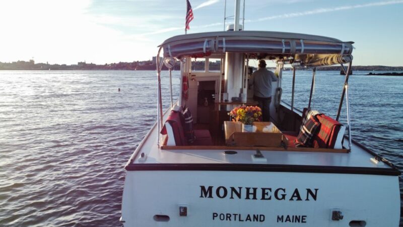 Portland: Private Charter on Vintage Lobster Boat w/ Drinks - Practical Details