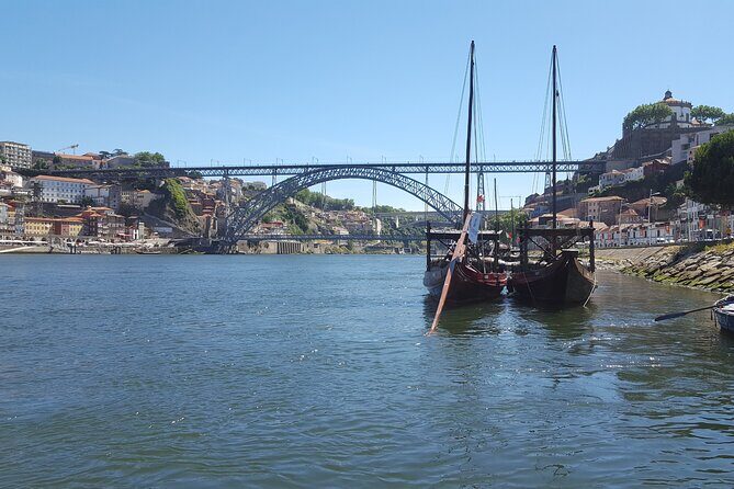 Porto: 2h Private Tour (1 to 6 people) on the Douro River with a local - An In-Depth Look at the Douro River Private Tour