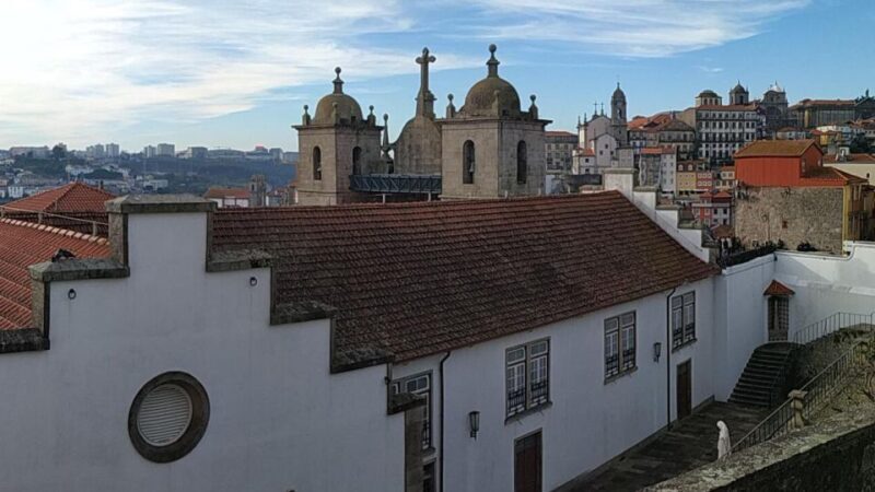 Porto: a ride along the coast in a fun eco-friendly car - FAQ