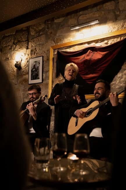 Porto: An Intimate Fado Show in a Historical Tavern - The Experience: What to Expect from the Fado Show in Porto