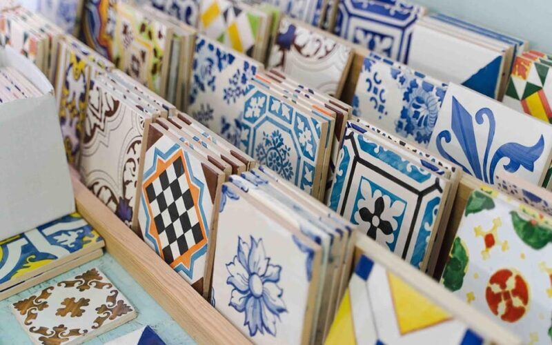 Porto: Azulejos Tiles Walking Tour - Key Points