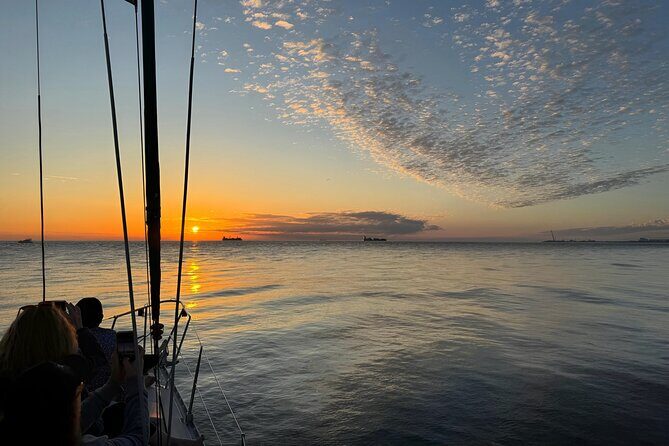 Porto : Best Exclusive Sunset in Charme Sailing - Key Points