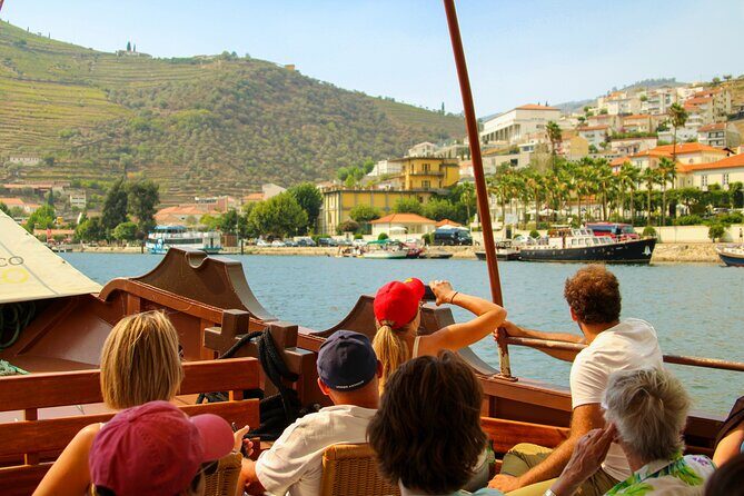 Porto City Tour Full Day with Lunch and Six Bridges Cruise - Private basis - FAQ